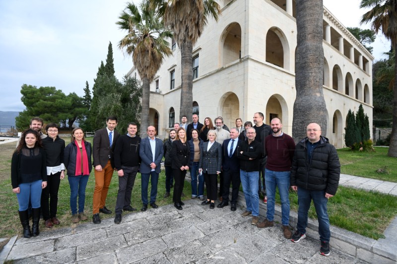 Predstavljena Nacionalna karta morskih staništa Jadrana - Zadarski portal